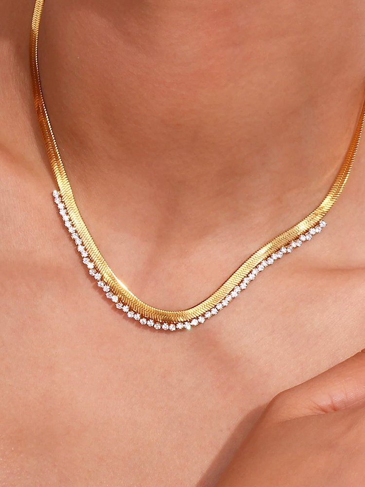 Leontien Zirconia Snake Chain Necklace Gold – Virelle